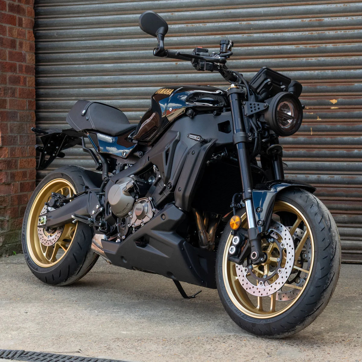 Yamaha XSR900 2022 > Belly Pan Spoiler Matt Black Finish Pyramid | STP ...