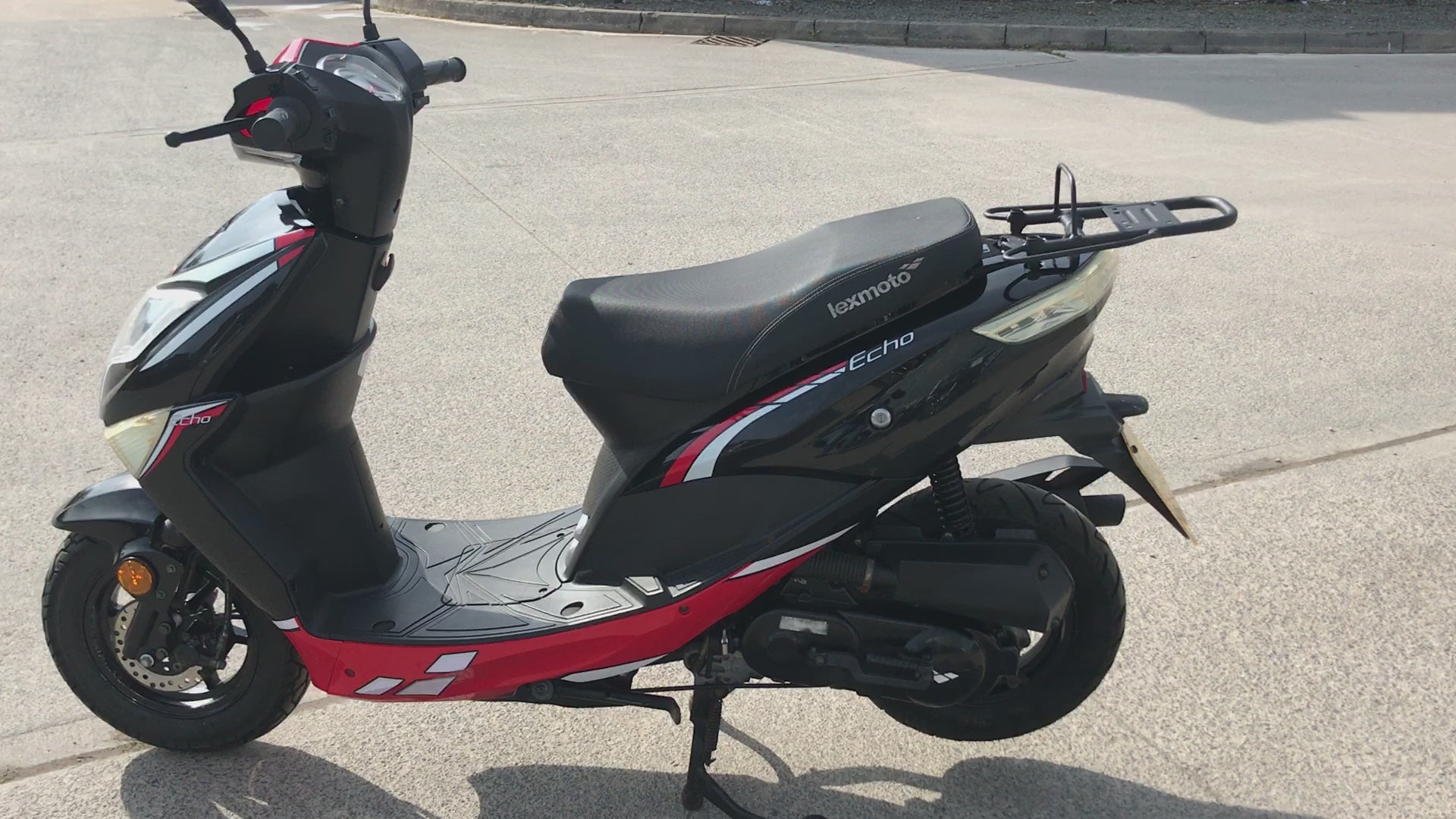 2020 Lexmoto Echo E4 50cc (10" Wheels) AM category licence (16 yr old ...